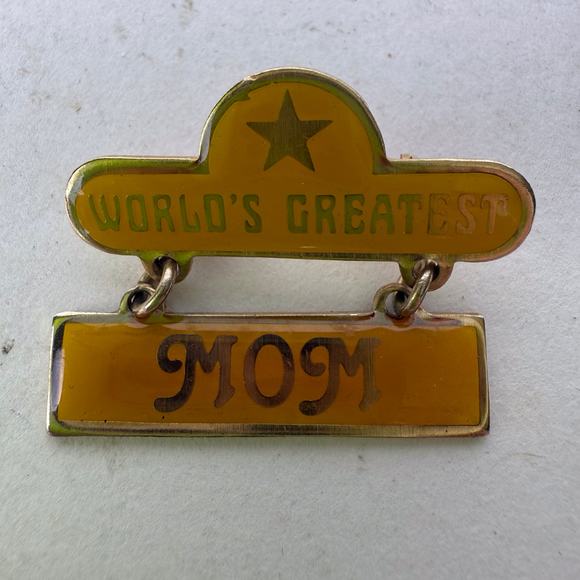 Unknown | Jewelry | Vintage 979 Worlds Greatest Mom Pin | Poshmark